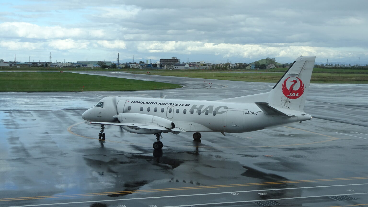 JALグループで最小の飛行機、サーブ340B（SAAB340B）に乗ってみた HAC（北海道エアシステム） - YAS的なモノ